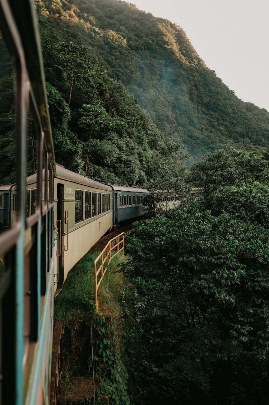 The Most Beautiful Train Rides in the World: Scenic Rail Journeys You ...